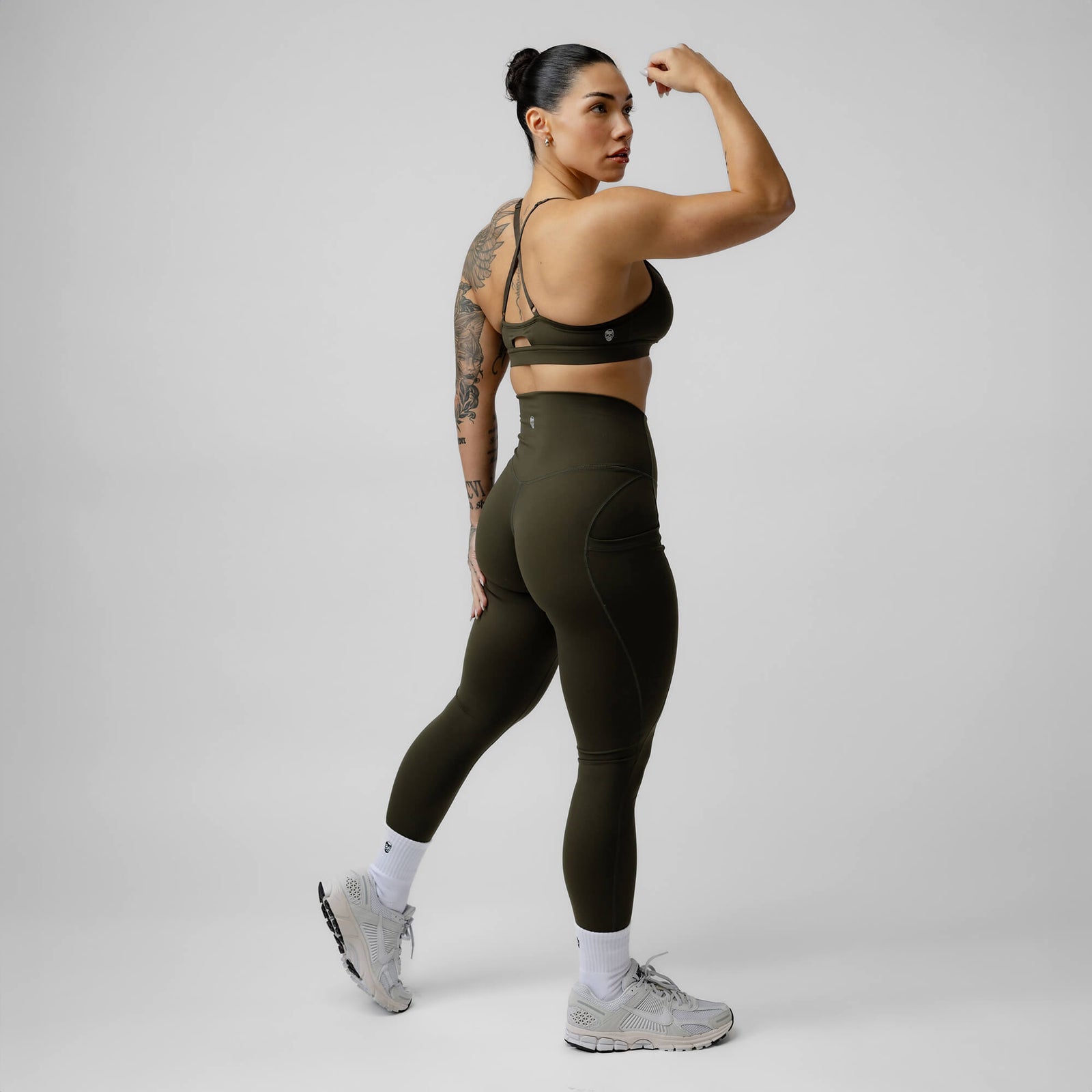 Gymreapers Strive Bra - Forest Green